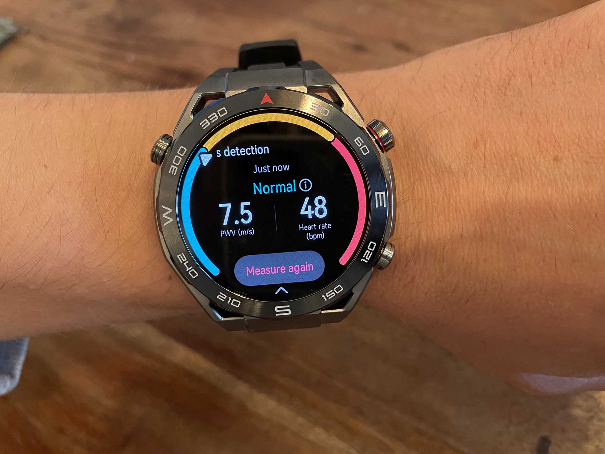 Unsere 5 Smartwatch mit EKG und Blutdruckmessung Testsieger